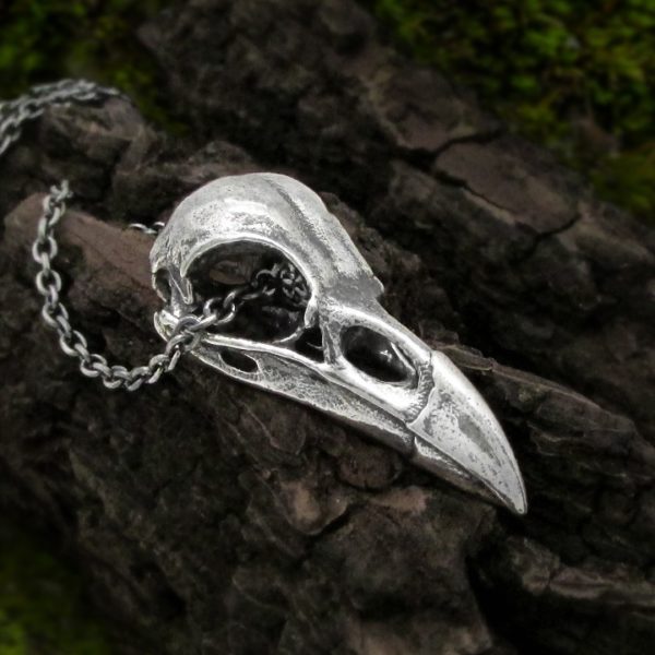 Large Raven Skull Pendant | Morrigan crow familiar by RavynEdge